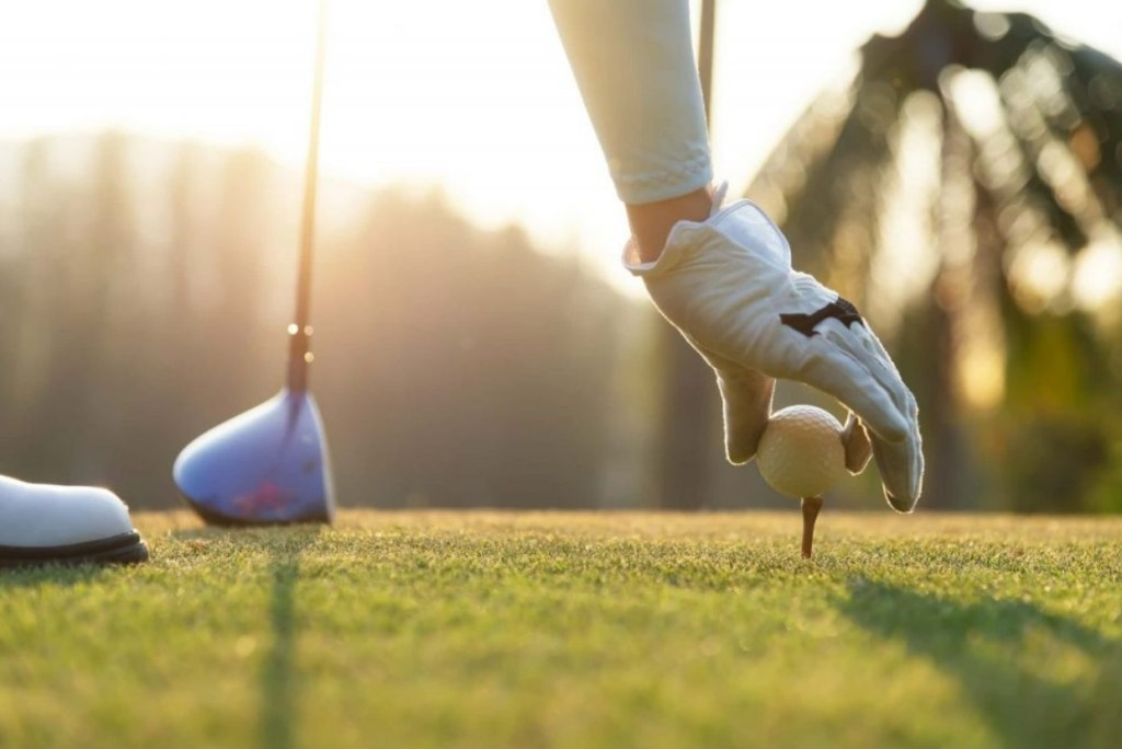Mastering the Match: Tips for Surviving Tricky Situations in Golf ...